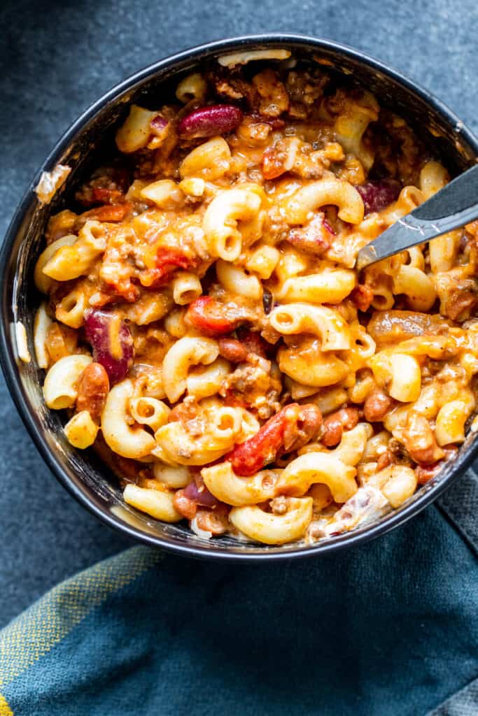 Sweet and Spicy Chili Mac and Cheese - Erhardts Eat